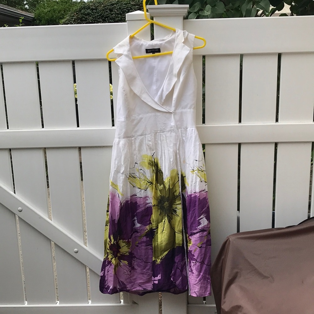 Lightweight Cotton Beautifully Detailed Dress - Gem